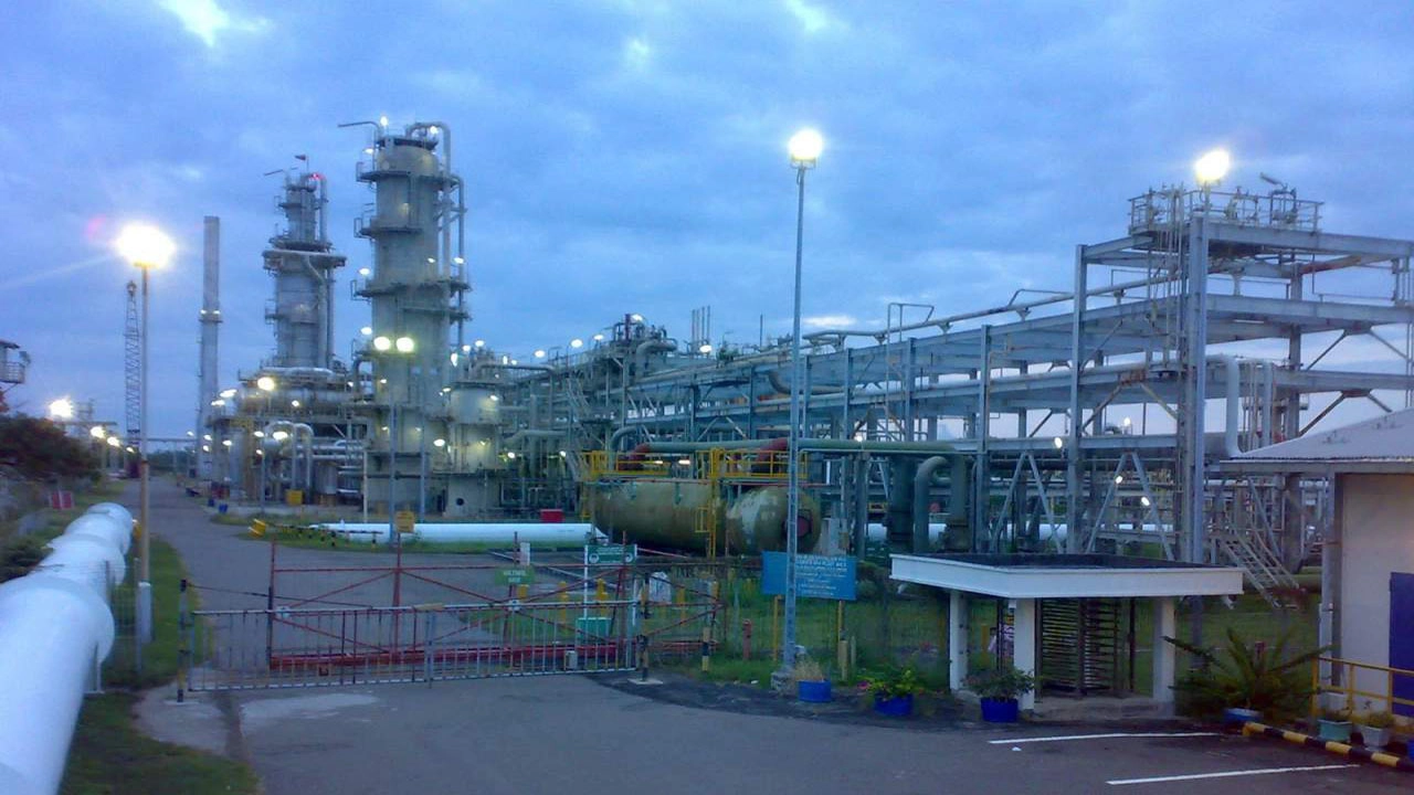 Menteri Jonan Teken Permen ESDM Tentang Kegiatan Usaha Penunjang Migas ...